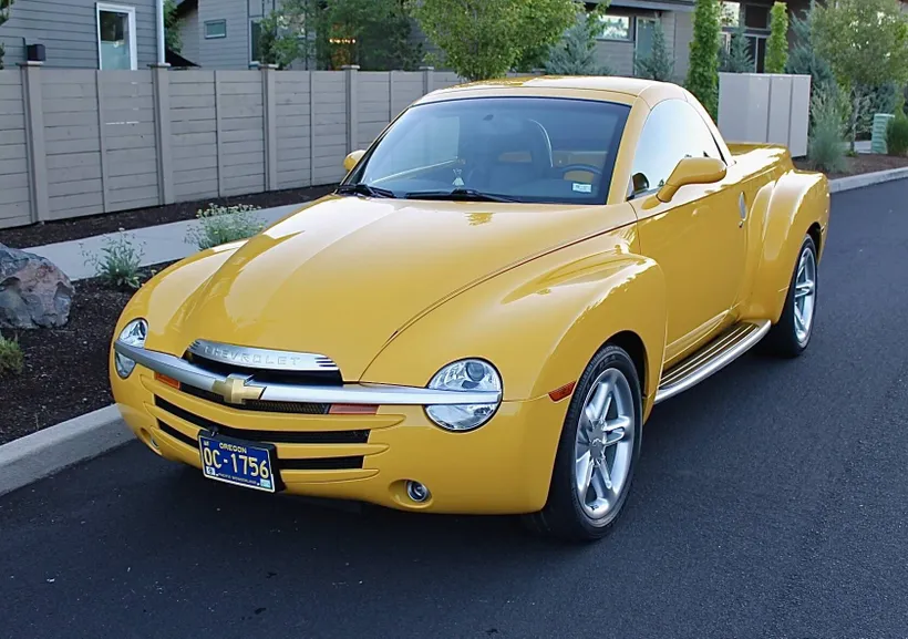 Low-Mileage 2004 Chevrolet SSR Hard-Top Convertible Pickup - Hemmings.com