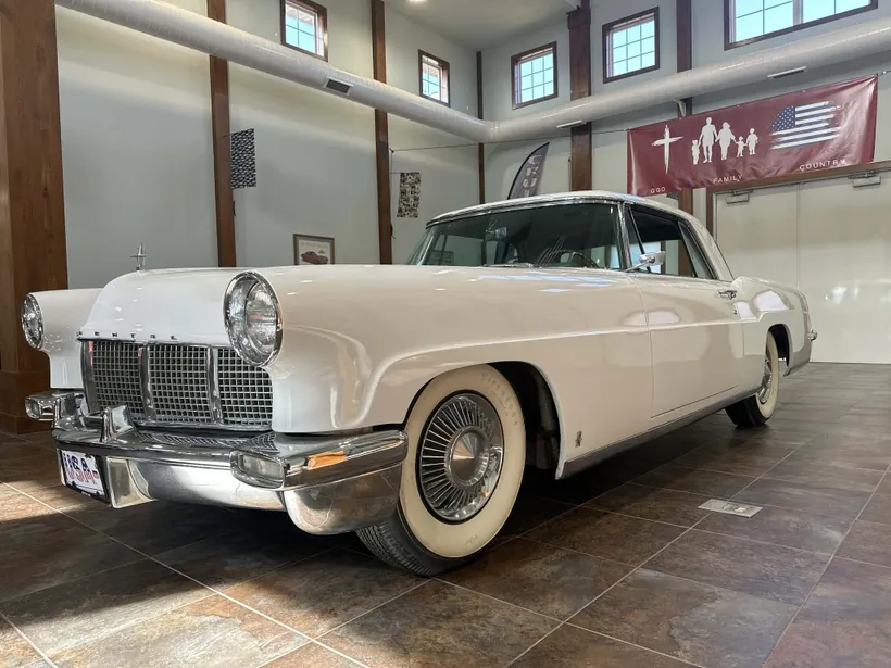 Lincoln’s Luxury Brand: 1956 Continental Mark II - Hemmings.com