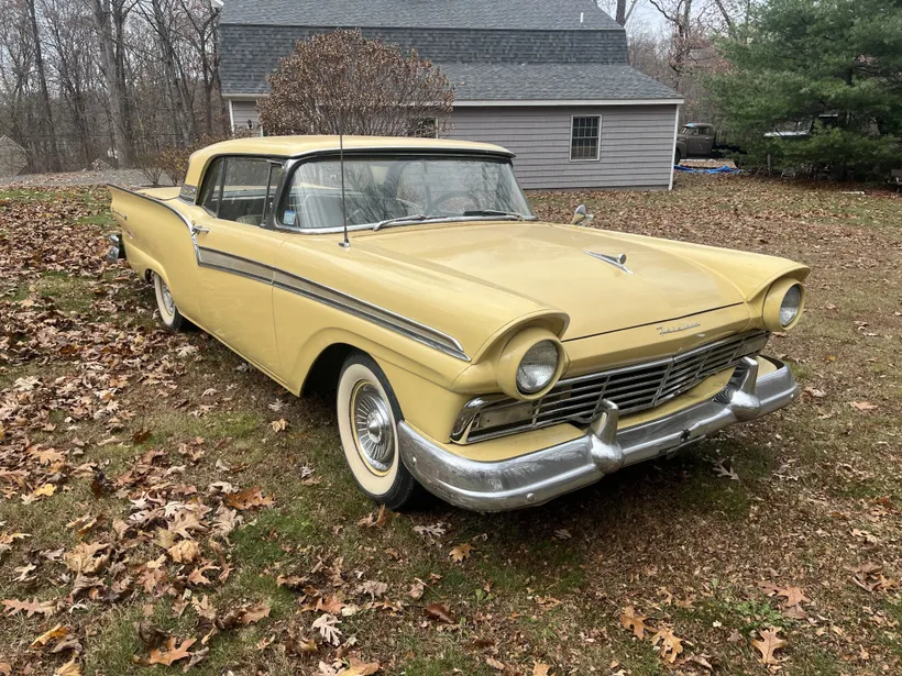 Hide-Away Hardtop: 1957 Ford Fairlane 500 Skyliner Convertible ...